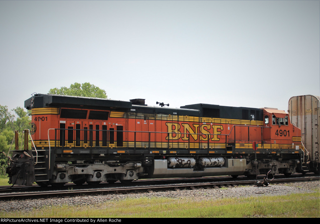 BNSF 4901